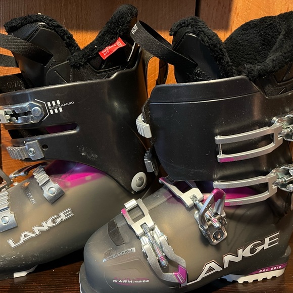 Lange | Shoes | Lange Womens Ski Boot Sx8 Size 23565 Nwt Gray With Pink ...
